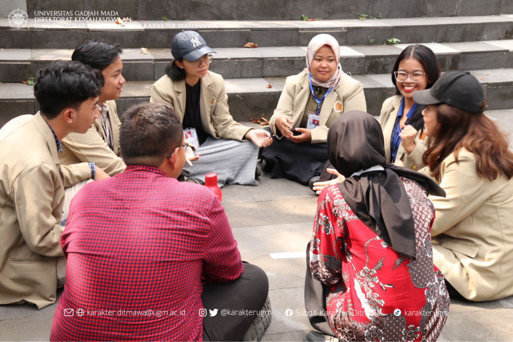 PPSMB Pionir Gadjah Mada: Membangun Jiwa Ke-UGM-an Menuju Sang Juara ... PPSMB Pionir Gadjah Mada: Membangun Jiwa Ke-UGM-an Menuju Sang Juara ...